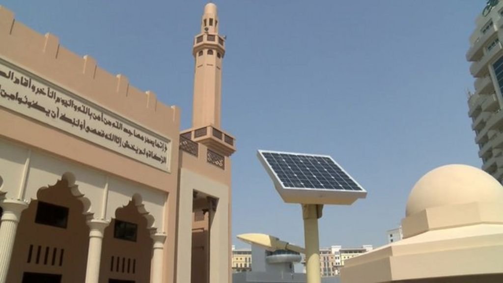 Dubai's environmentally-friendly mosque - BBC News