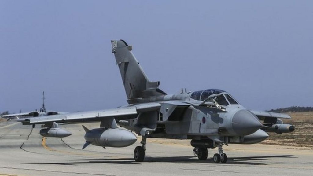 RAF jets sent on Iraqi combat mission against IS - BBC News