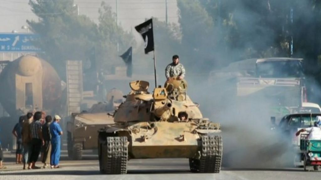 Islamic State crisis: Fierce fighting close to Baghdad - BBC News