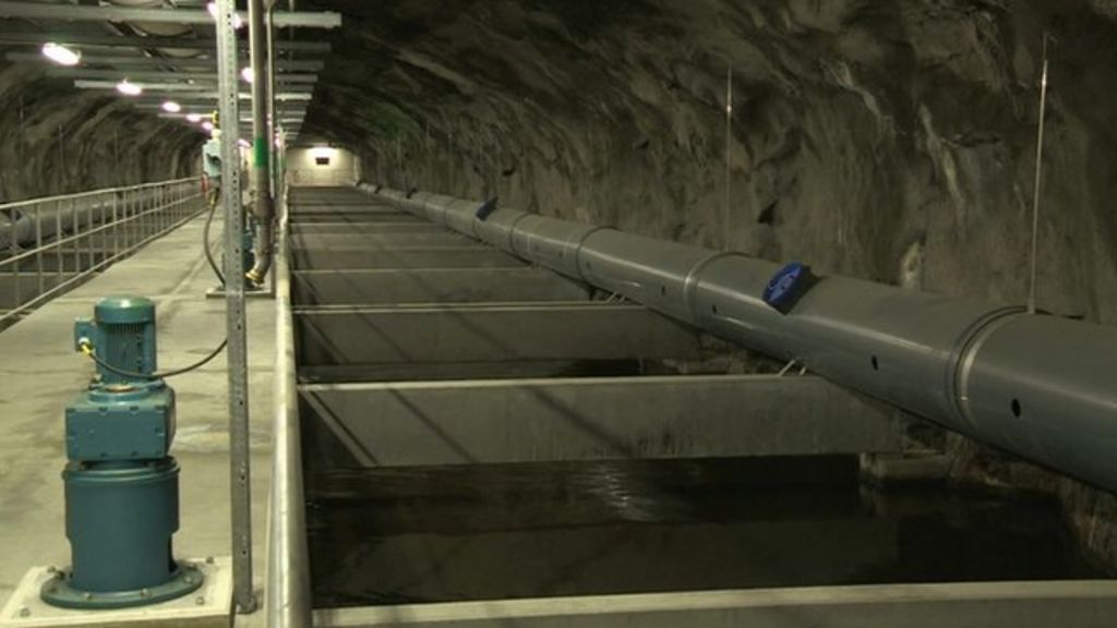 Sewer sensors to sniff out bomb ingredients - BBC News