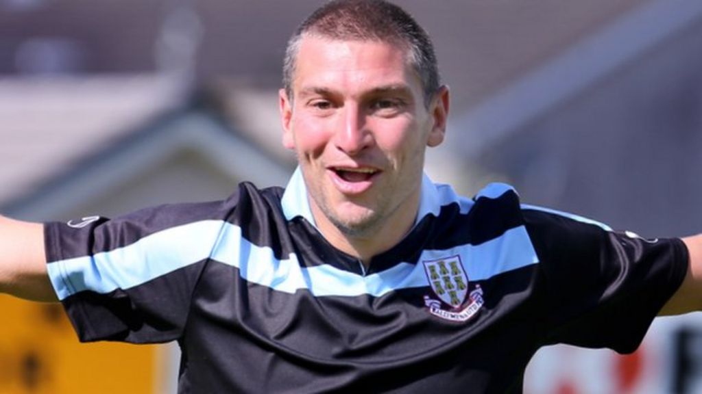 Matthew Tipton hat-trick sees Ballymena defeat Comrades - BBC Sport