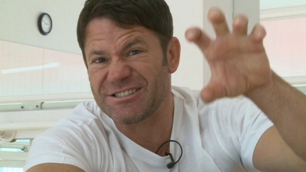 Strictly's Steve Backshall on which deadly animal he is - BBC Newsround