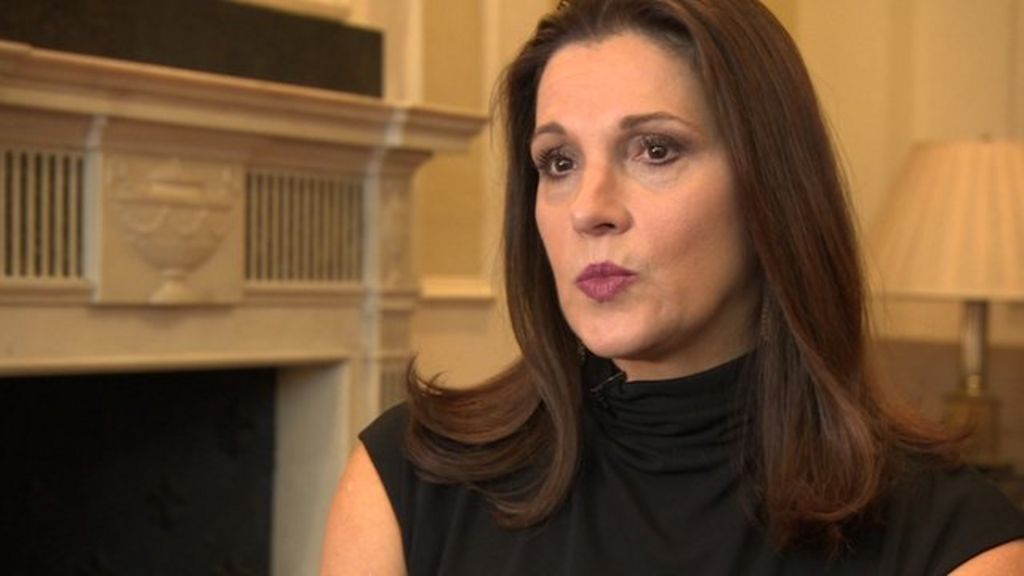 Bond producer Barbara Broccoli mentors women in film - BBC News