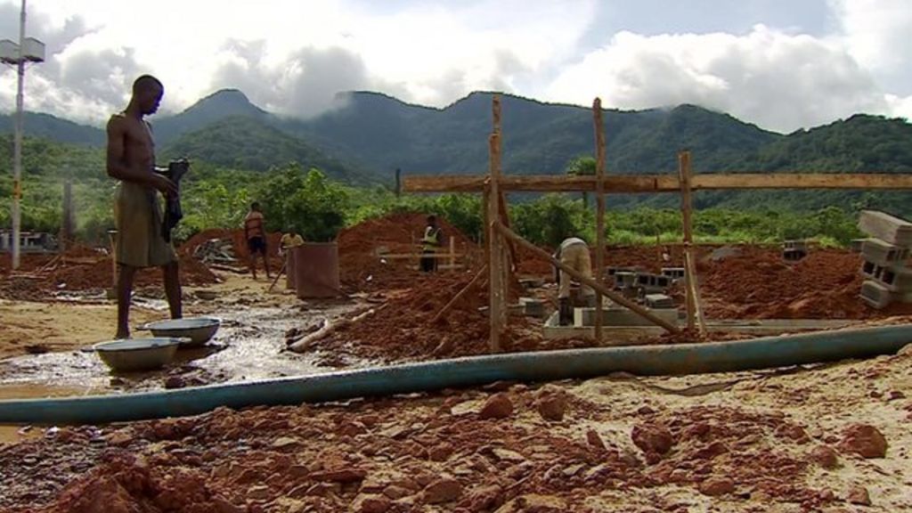 WHO: We must focus Ebola fight on 15 high-risk nations - BBC News