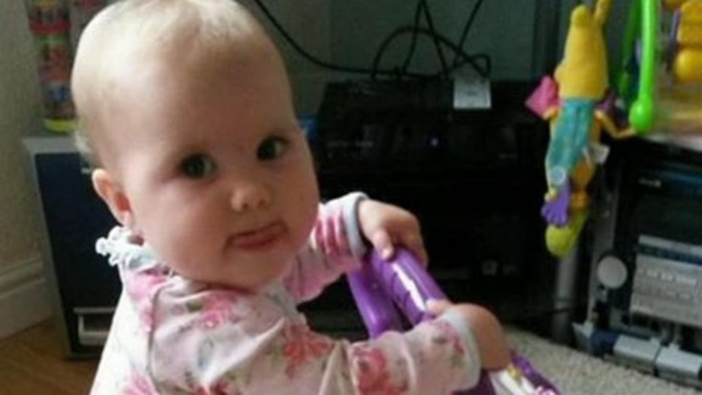 Meningitis baby Harmonie-Rose Allen to lose four limbs - BBC News