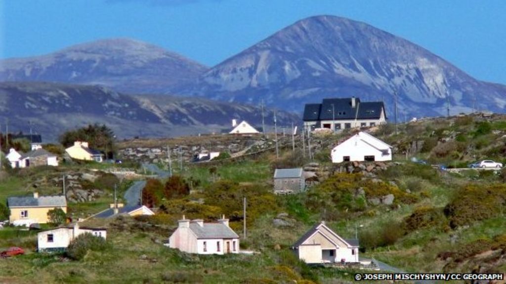 Irish language facing decline in Gaeltacht communities - BBC News
