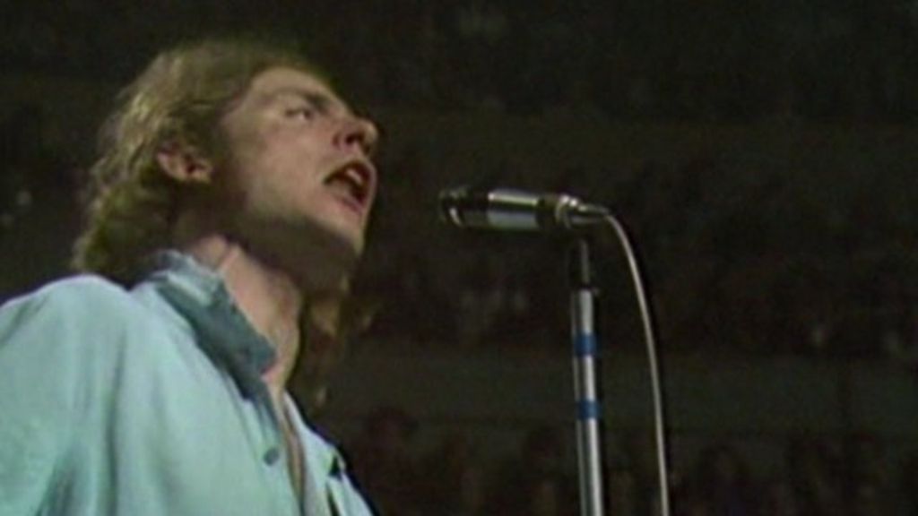 Cream bassist Jack Bruce dies aged 71 - BBC News