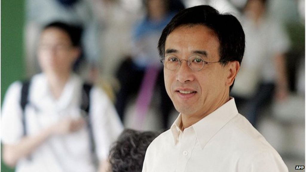Top China body axes Hong Kong's James Tien for criticism - BBC News