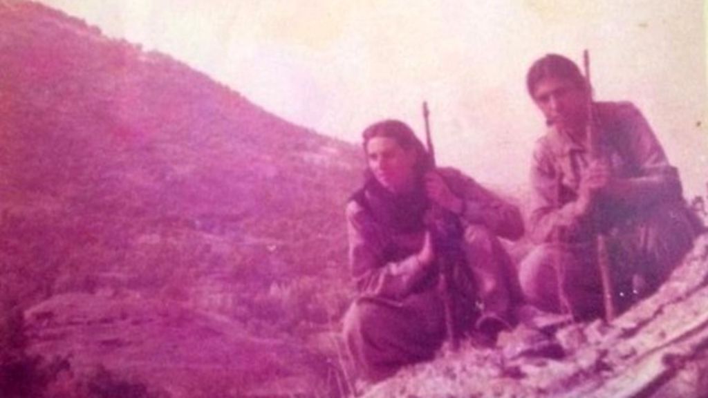 Former Peshmerga female commander: 'The men learned to respect me' - BBC News