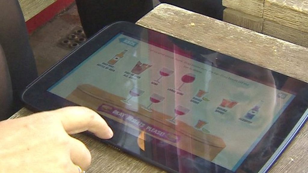 Drinkers try the BBC booze calculator - BBC News