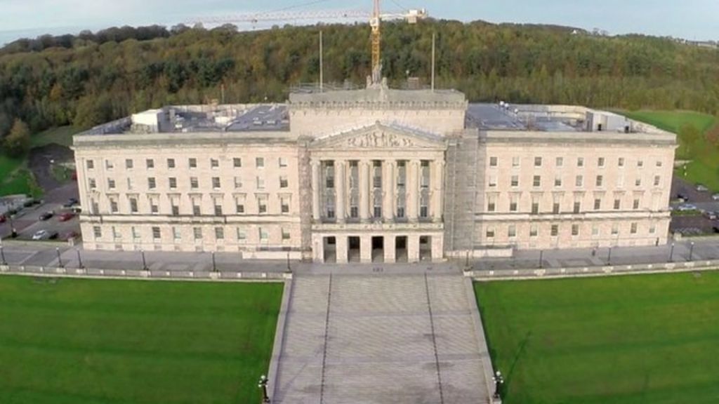 Devolution: Northern Ireland's 'imperfect peace' - BBC News