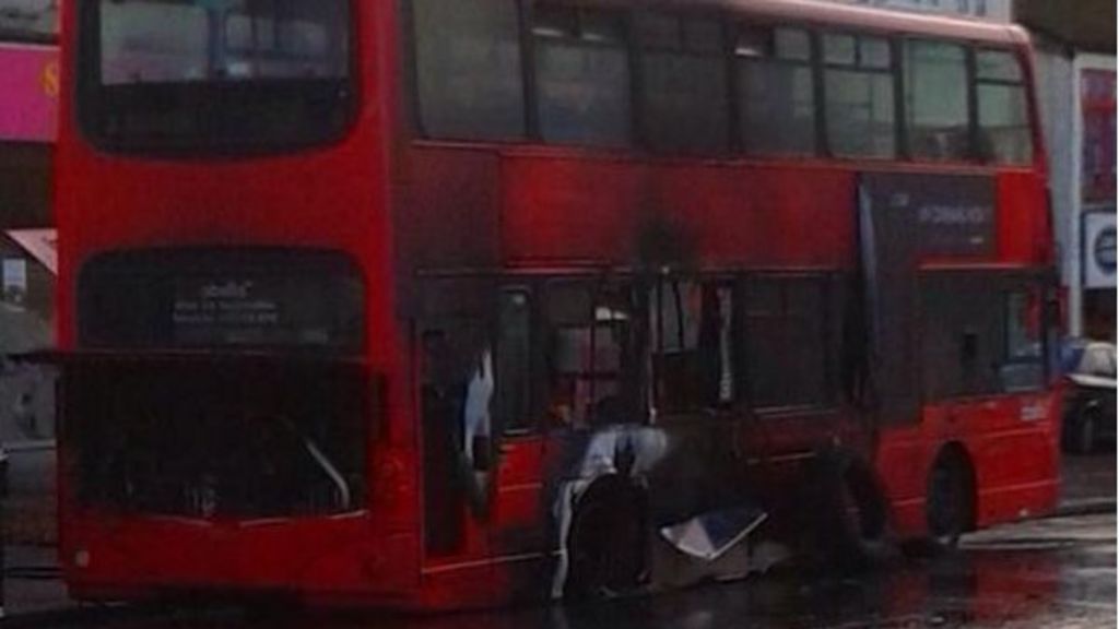 Burning bus explodes in south London street - BBC News