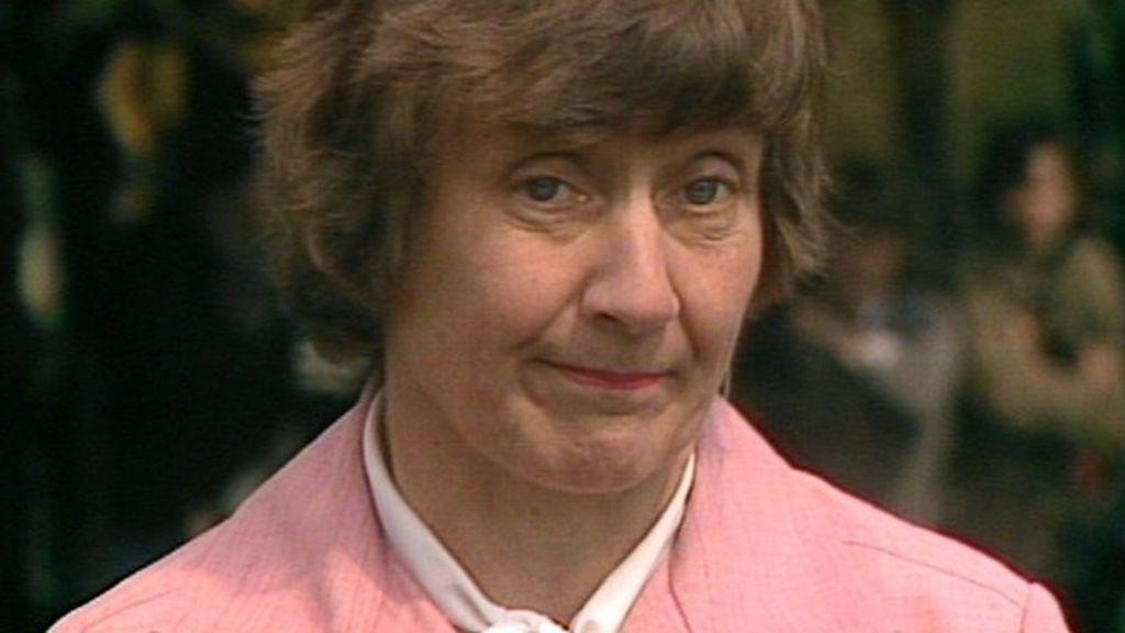 BBC Rewind: Shirley Williams loses Hertford and Stevenage - BBC News