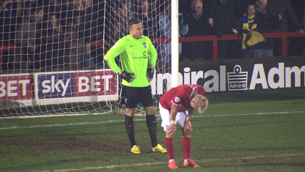 FA Cup: York City's Michael Ingham is caught out at corner - BBC Sport