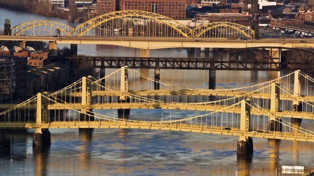 Pittsburgh says it has more bridges than anywhere else - BBC News