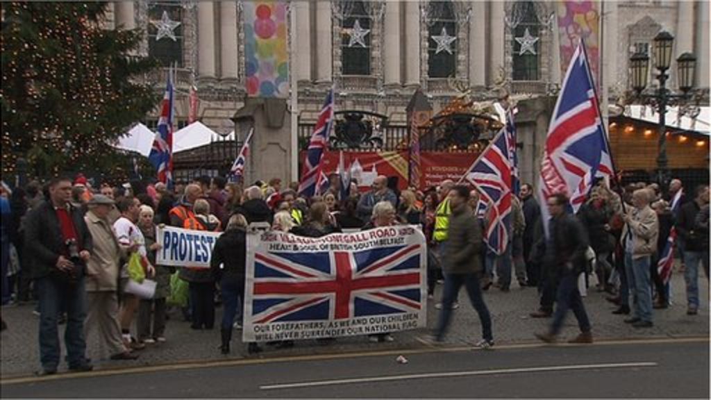 Union flag march: Belfast protest passes off peacefully - BBC News