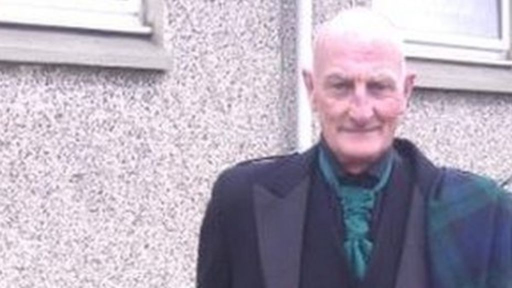 Arthur Green death in Prestwick: Three face murder charge - BBC News