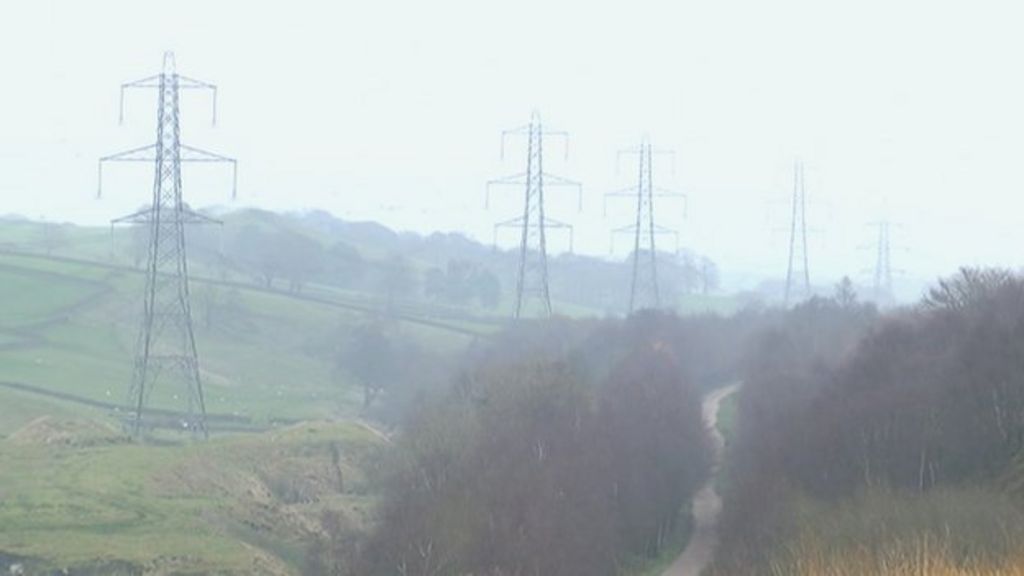 Peak District pylons set to vanish in £500m scheme - BBC News