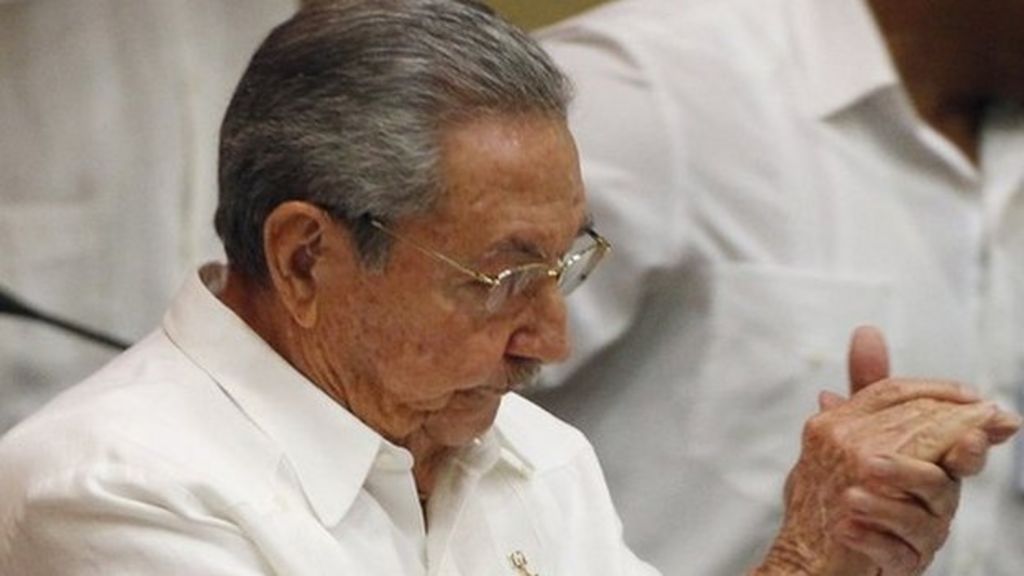 Cuba 'will not change' communist system, despite thaw with US - BBC News