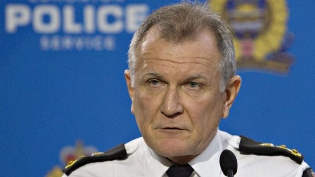 Canada Edmonton shootings 'senseless mass murder' - BBC News