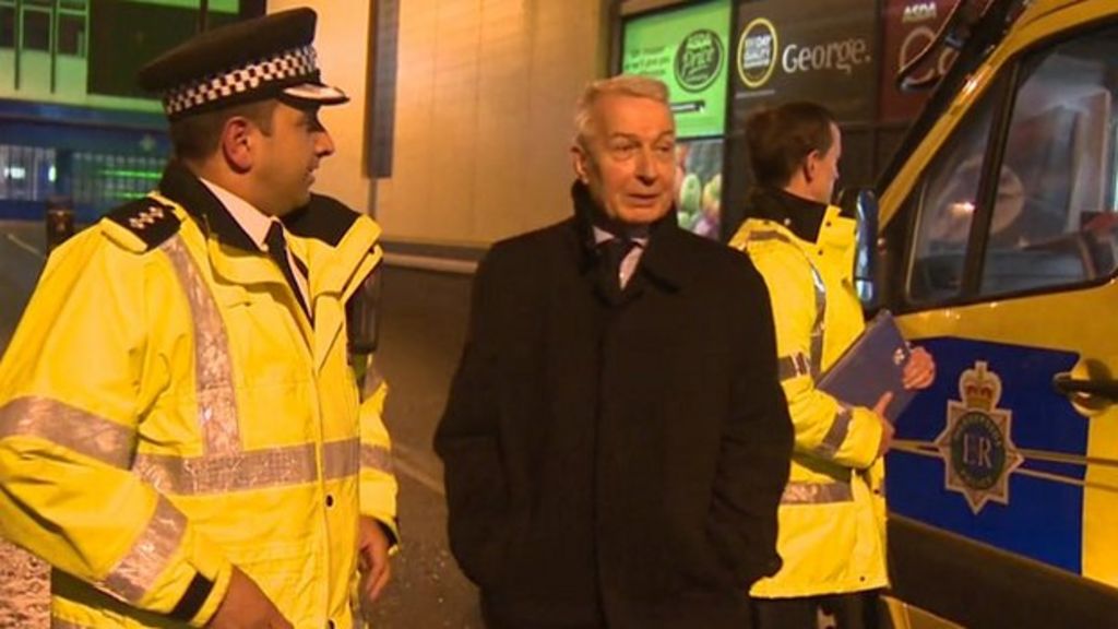 MP Frank Field blames parents for 'yob culture' in Birkenhead - BBC News