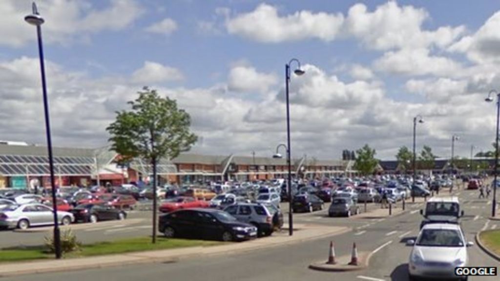 Broughton Shopping Park development approved - BBC News