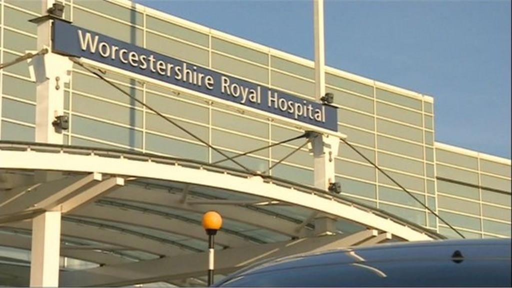 Worcestershire Acute Hospitals Trust 'sees deficit double' - BBC News