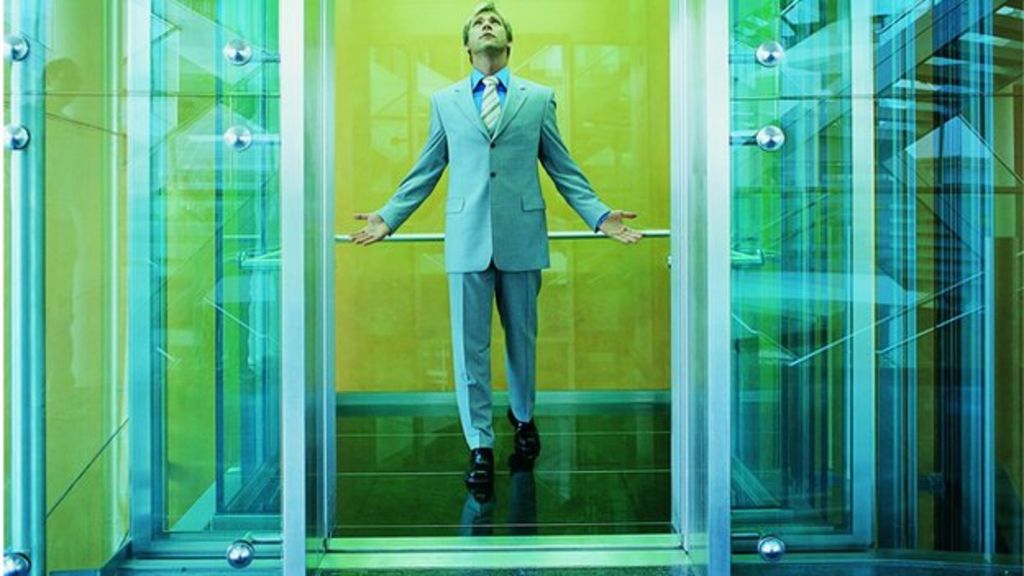 Lift me higher: Building the world's tallest lift - BBC News