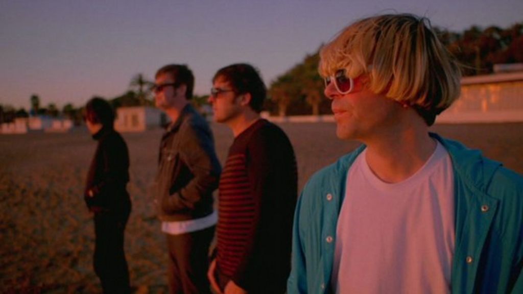 The Charlatans' album inspired by memory of drummer Jon Brookes - BBC News