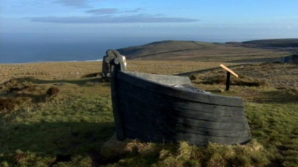 Facebook page calls for the return of Game of Thrones sculptor's sea ...