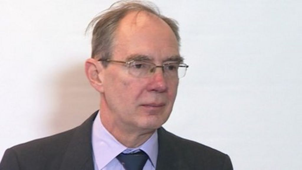 Isle Of Wight MP Andrew Turner survives no confidence vote - BBC News