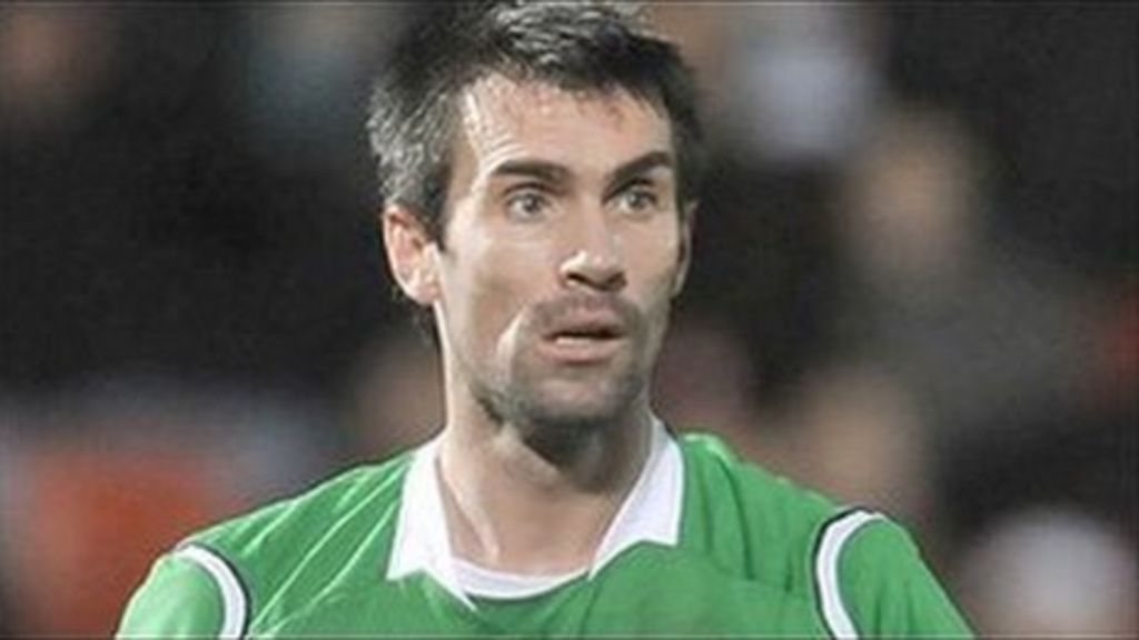 Keith Gillespie cleared of breaching restraining order - BBC News