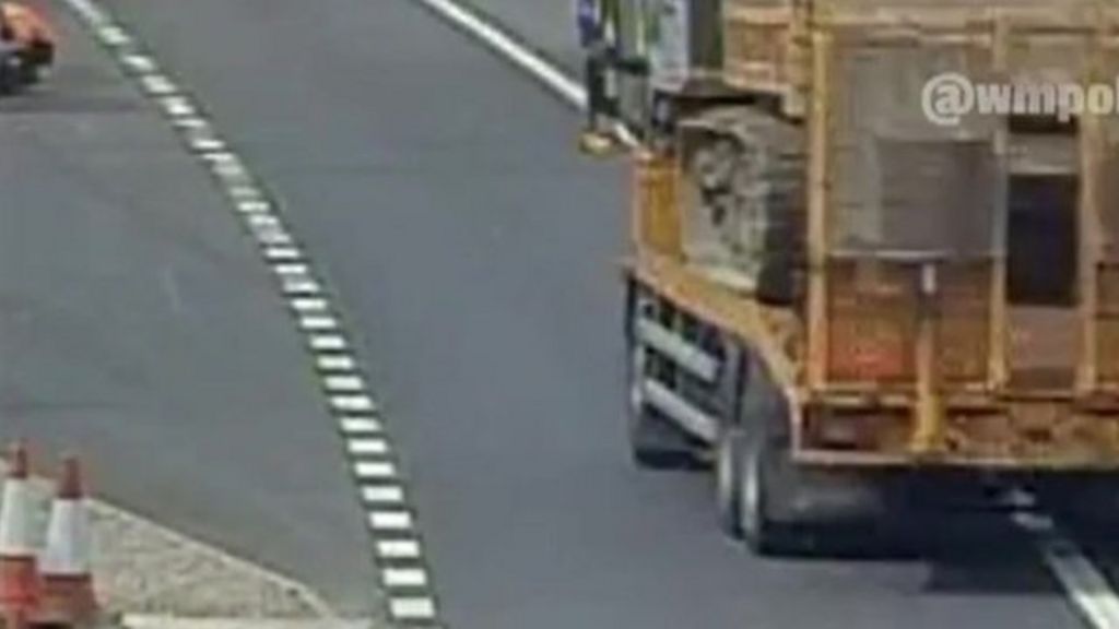 Lorry driver hits RAC worker on M6 near Birmingham - BBC News
