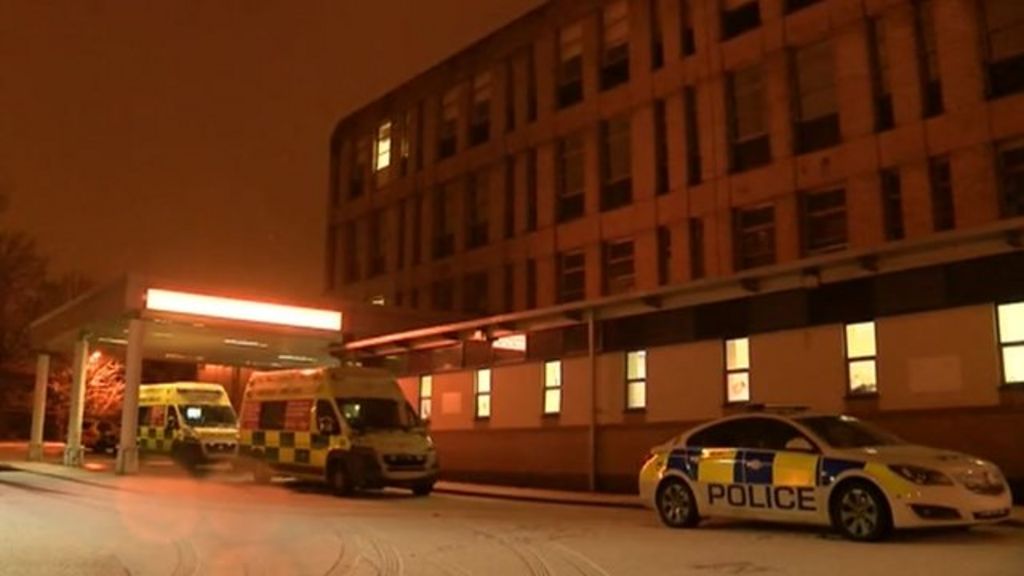 New Cross Hospital, Wolverhampton: A night in A&E - BBC News