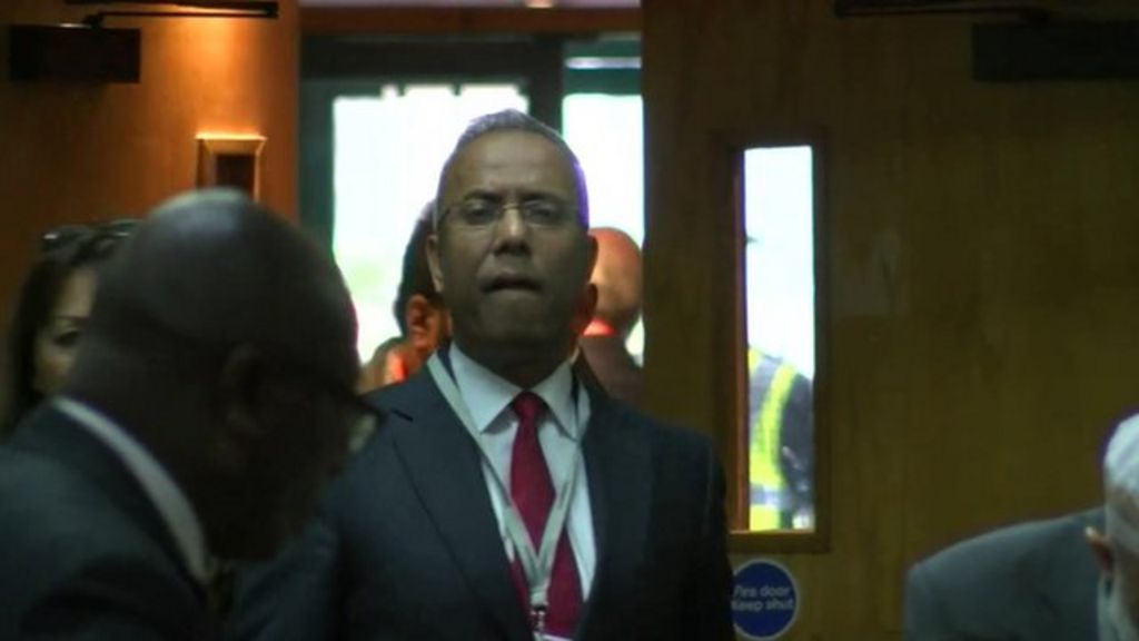 Tower Hamlets Mayor Lutfur Rahman accused of 'corrupt' practices - BBC News