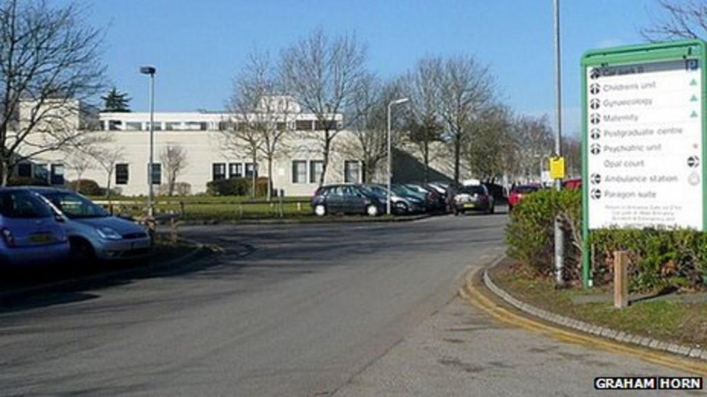 Wexham Park Hospital in Slough spent £9m on agency nurses - BBC News