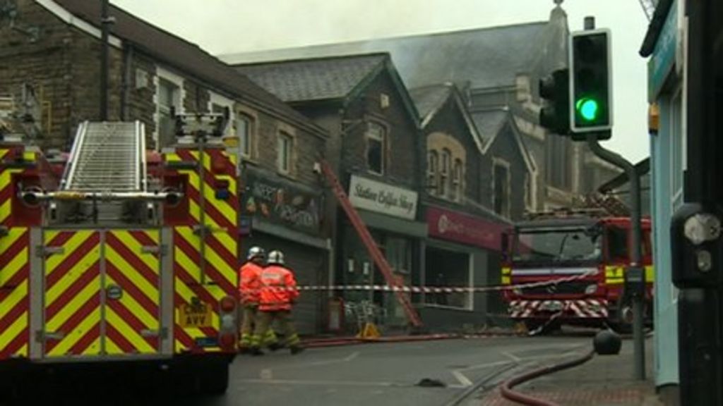 Newbridge fire wrecks cafe and charity shop - BBC News