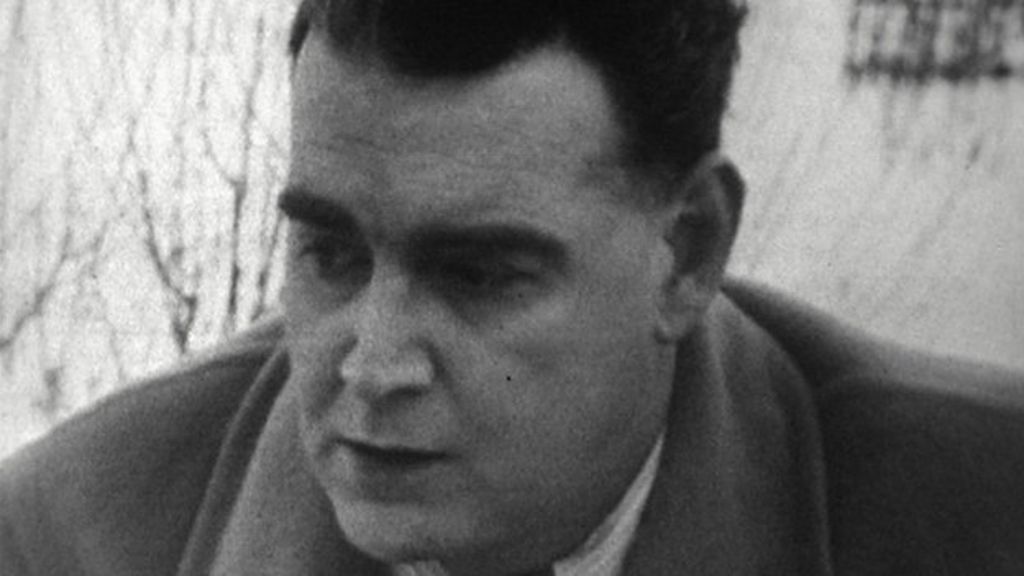 The forgotten interview with Cambridge spy Guy Burgess - BBC News