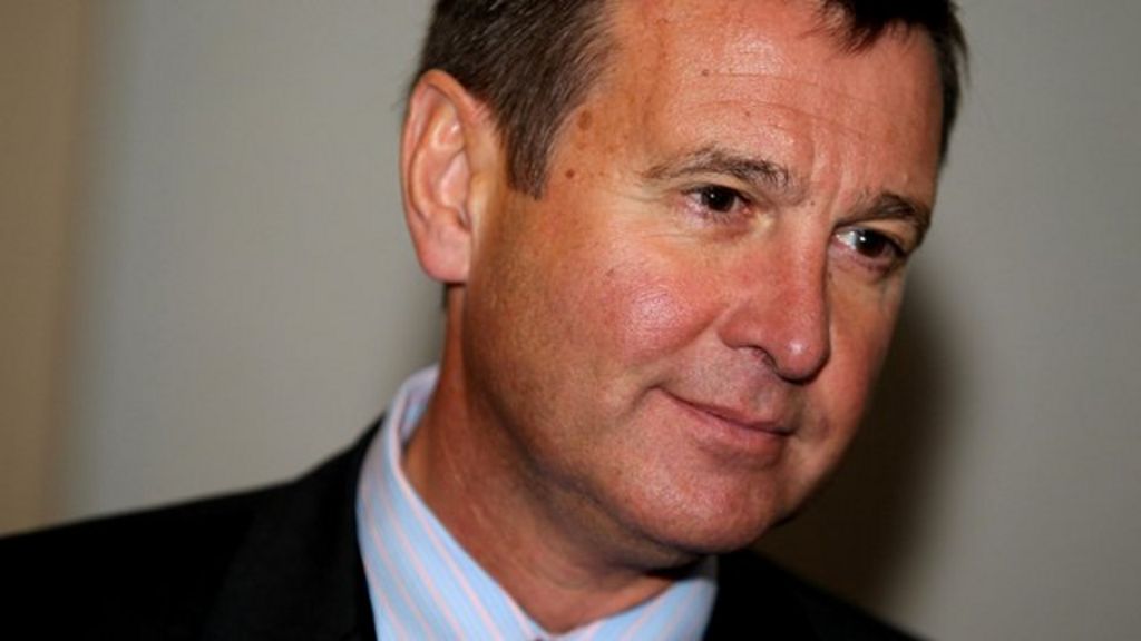 Welsh rugby chief Roger Lewis to run Cardiff Airport - BBC News