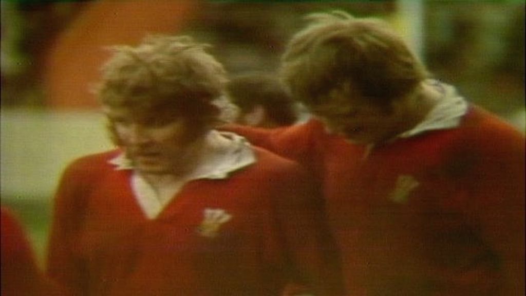 Six Nations: Graham Price scores a try on his debut for Wales in 1975 ...
