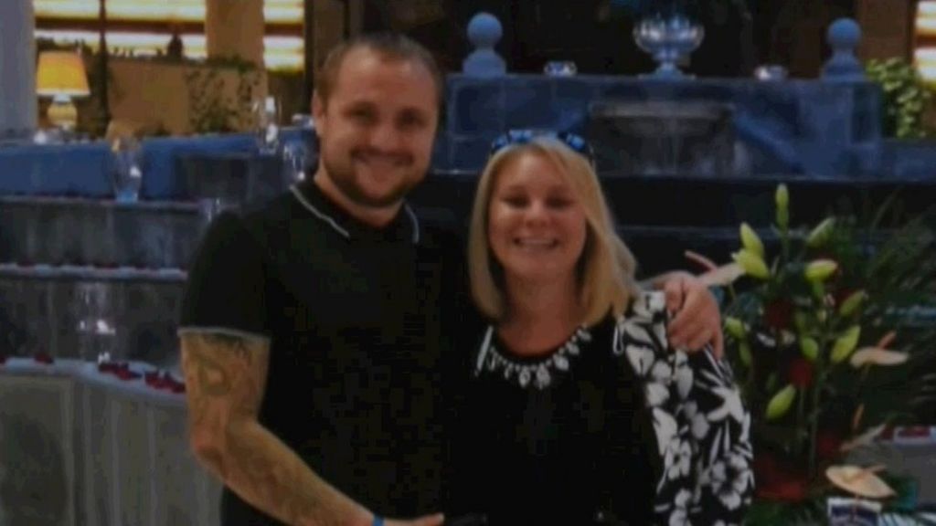 Missing Michael Graydon: Family desperate for news - BBC News