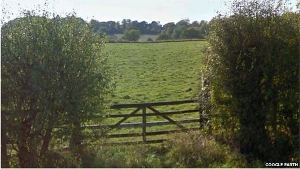 Keresley homes plan gets Coventry City Council backing - BBC News