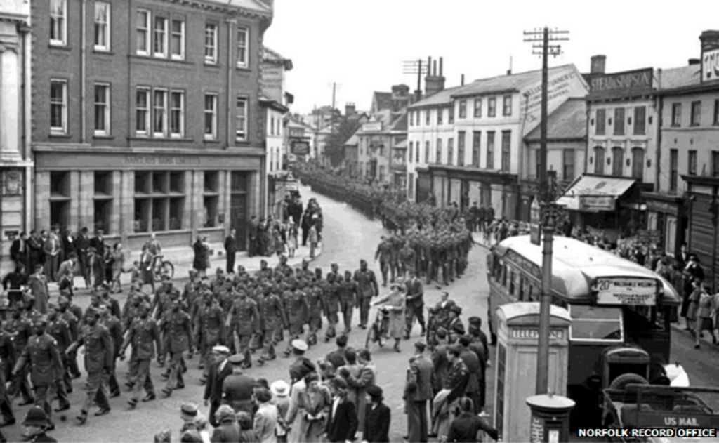 East Anglia's World War Two airfield photos uncovered - BBC News