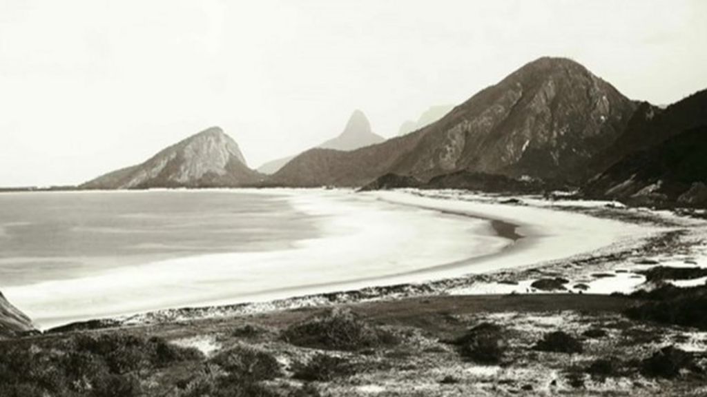 Rio in photographs as the city turns 450 - BBC News