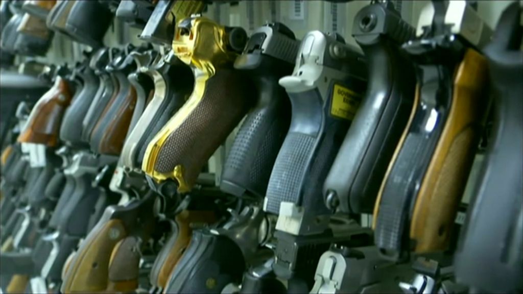 Inside the FBI's massive gun vault - BBC News