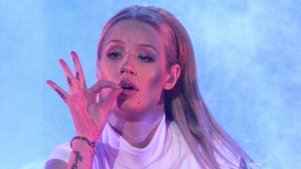 Iggy Azalea Says She May Not Return To Social Media After Paparazzi