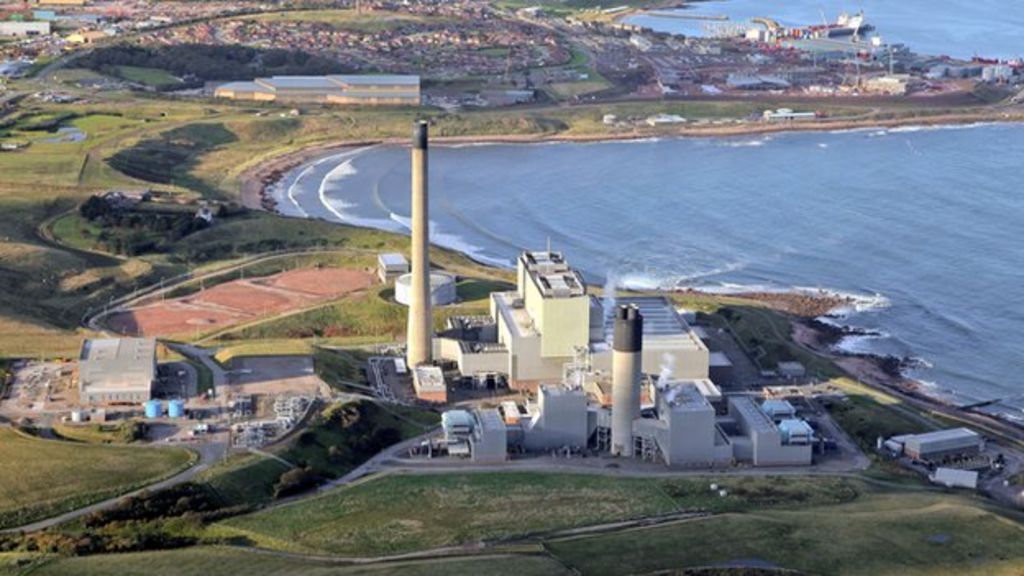 Peterhead power station welcomes £15m National Grid deal - BBC News