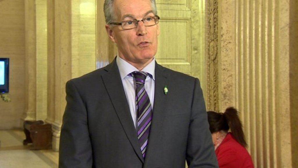 Gerry Kelly: On the Runs report is an 'attack on Sinn Féin' - BBC News