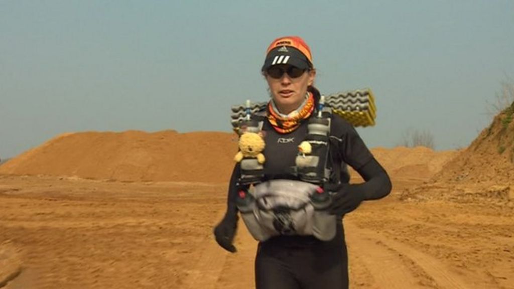 Fiona Oakes: The vegan 'Queen of the Extreme' - BBC Sport