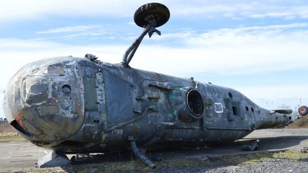 Haunting images of the UK's redundant RAF bases - BBC News